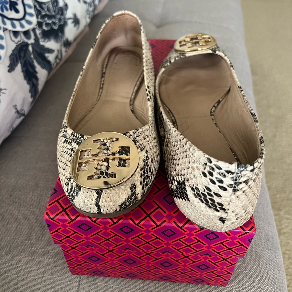 Tory Burch Snake Print Ballet Flats - Gem